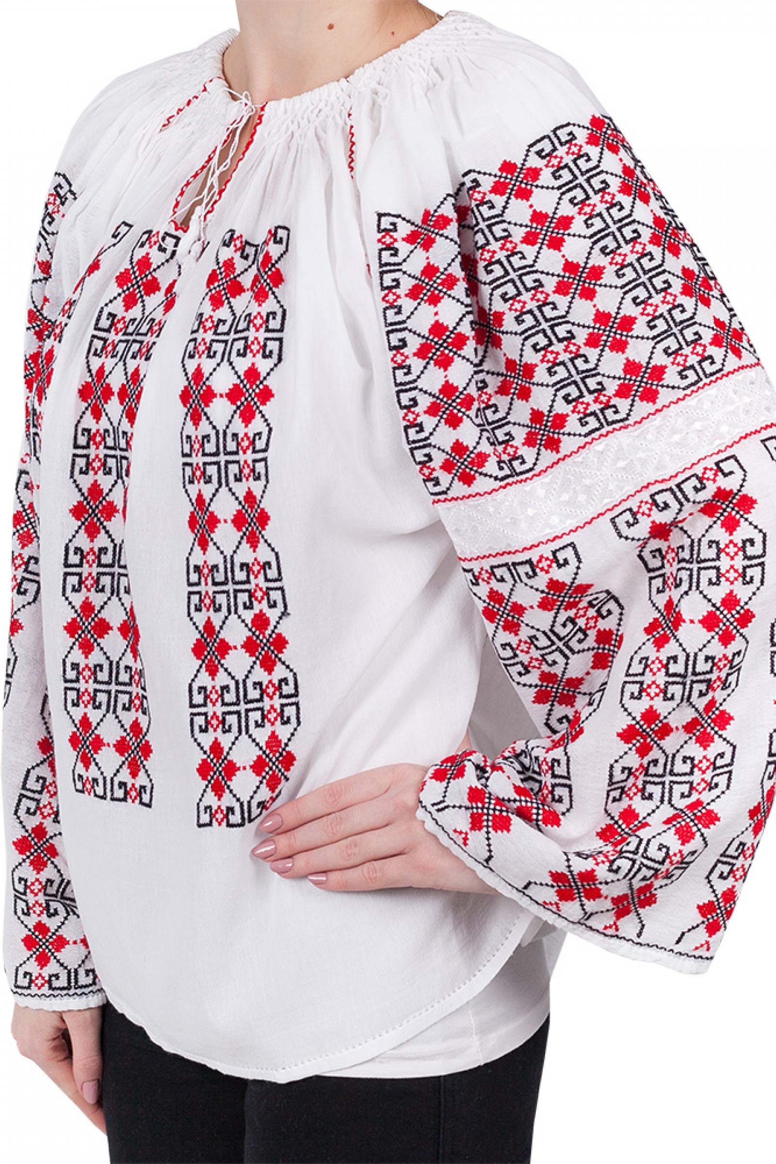 Ie traditionala romaneasca Abundenta brodata manual zona Moldova - OCAUA.RO