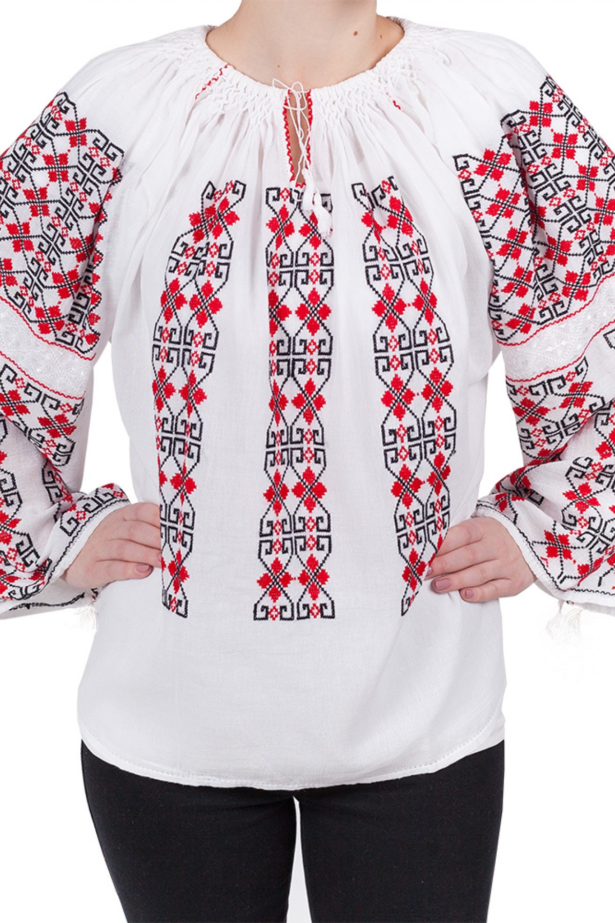 Ie traditionala romaneasca Abundenta brodata manual zona Moldova - OCAUA.RO